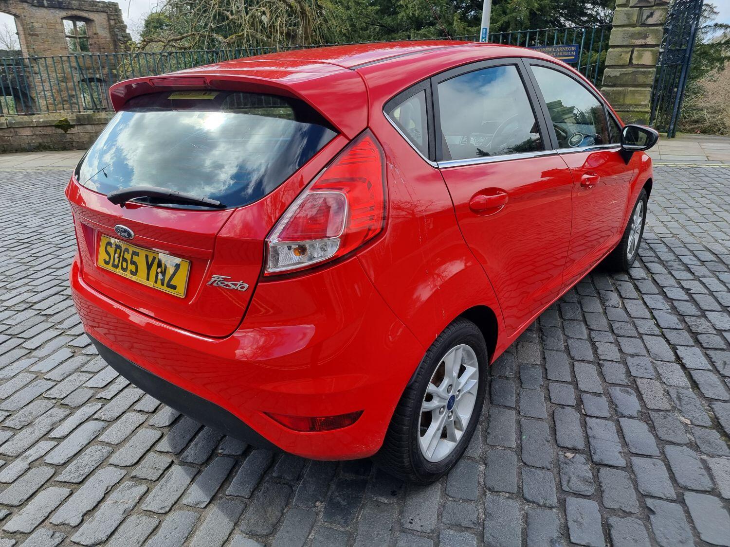 Used FORD FIESTA 2015 Red in Dunfermline, Fife | Carnegie Cars