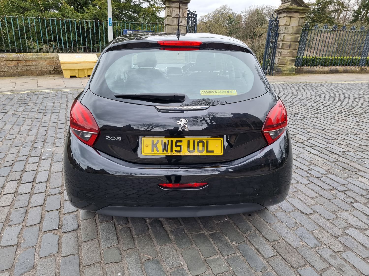 Used PEUGEOT 208 2015 Black in Dunfermline, Fife | Carnegie Cars